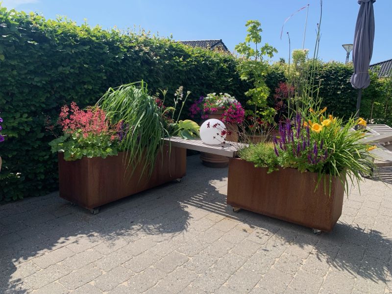 Plantekassesæt | 2 stk. Plantekasser & 1 stk. bænk